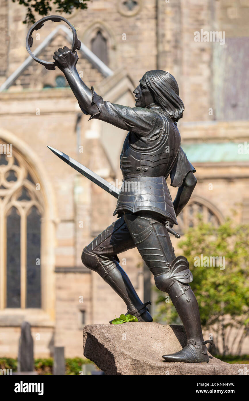 Statue of King Richard III commisioned by the Richard III society ...