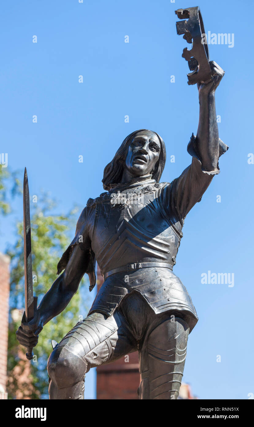 King richard iii statue leicester hi-res stock photography and images ...