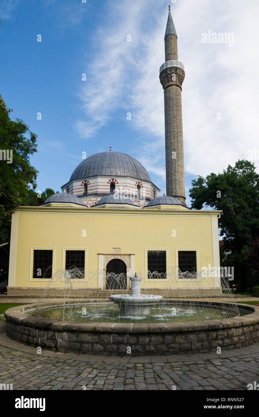 Yeni mosque hi-res stock photography and images - Alamy