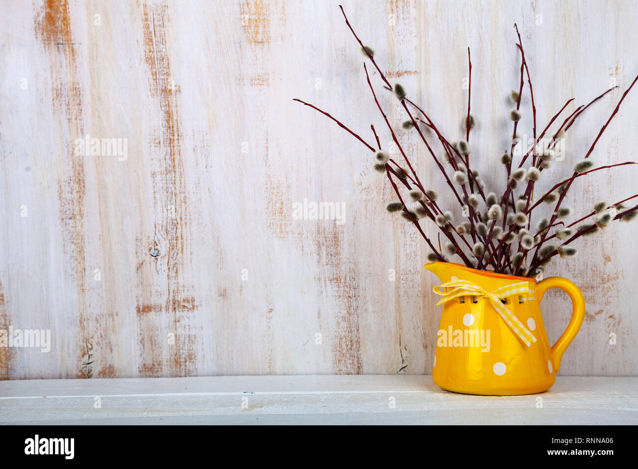 Still life with twigs hi-res stock photography and images - Alamy