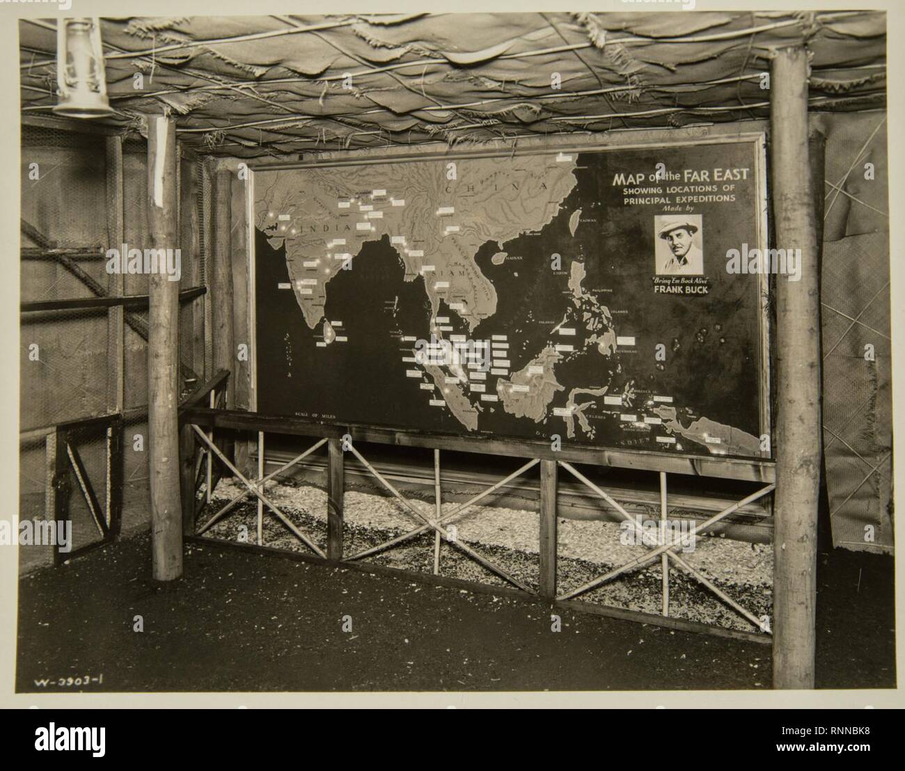 Cartographic Publishing, Custom Made Maps Stock Photo - Alamy