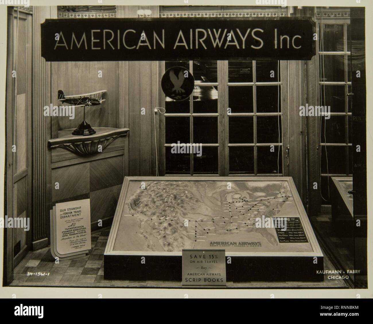 Cartographic Publishing, Custom Made Maps Stock Photo - Alamy