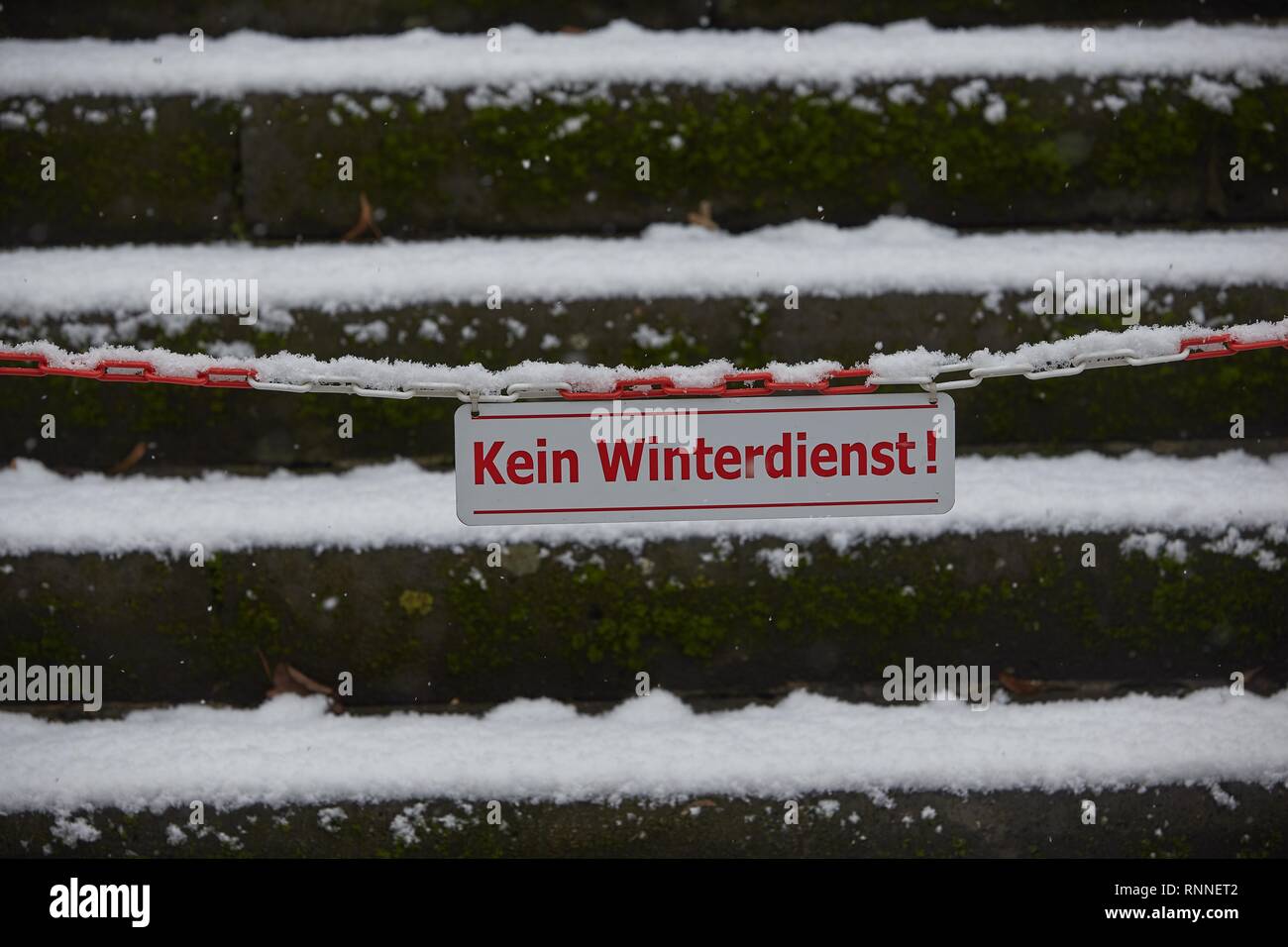 Winter use sign hi-res stock photography and images - Alamy