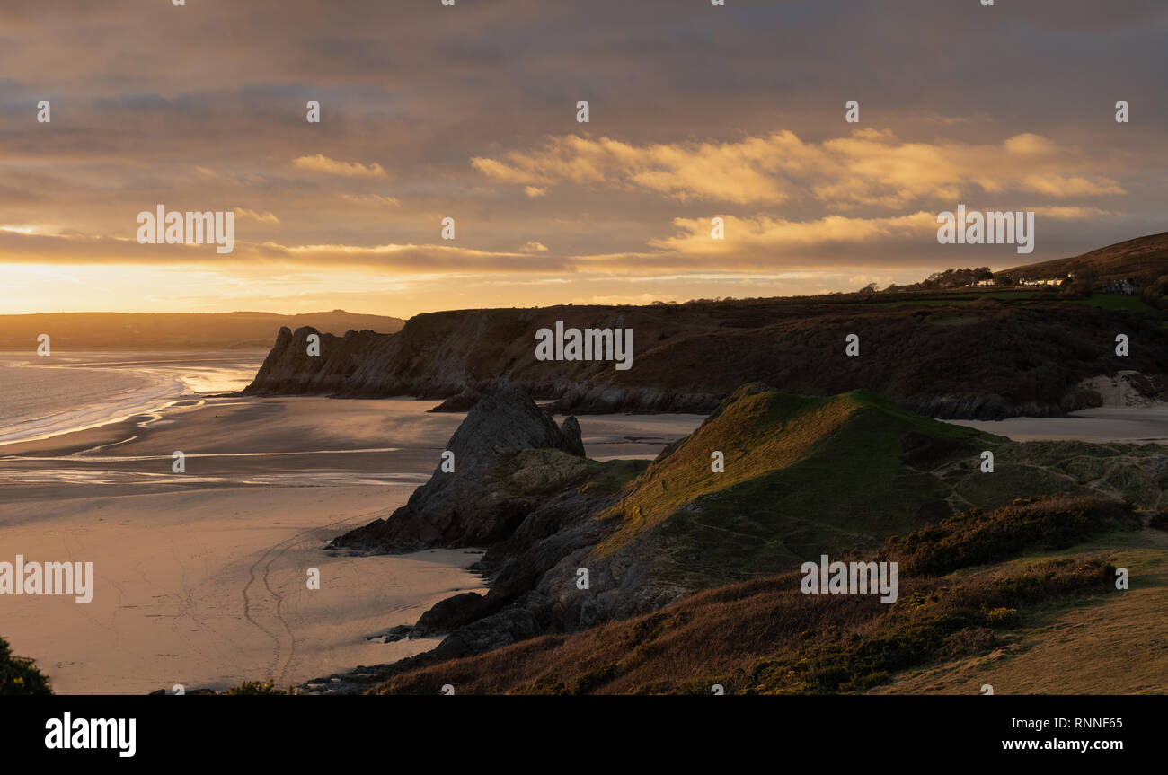 Three cliffs bay, Gower peninsula, Wales Stock Photo - Alamy