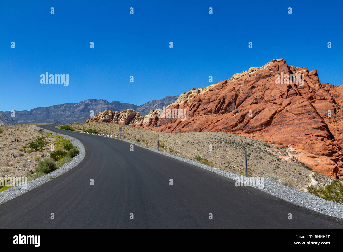 The Scenic Loop Drive heading towards the Calico Hills, Red Rock Canyon ...
