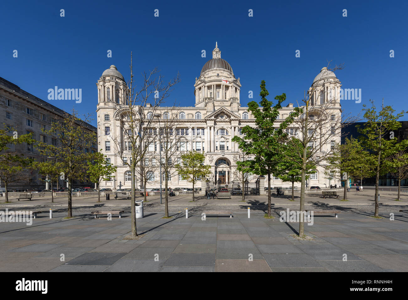 Port of Liverpool Building. One of the famous "Three Graces" buildings ...