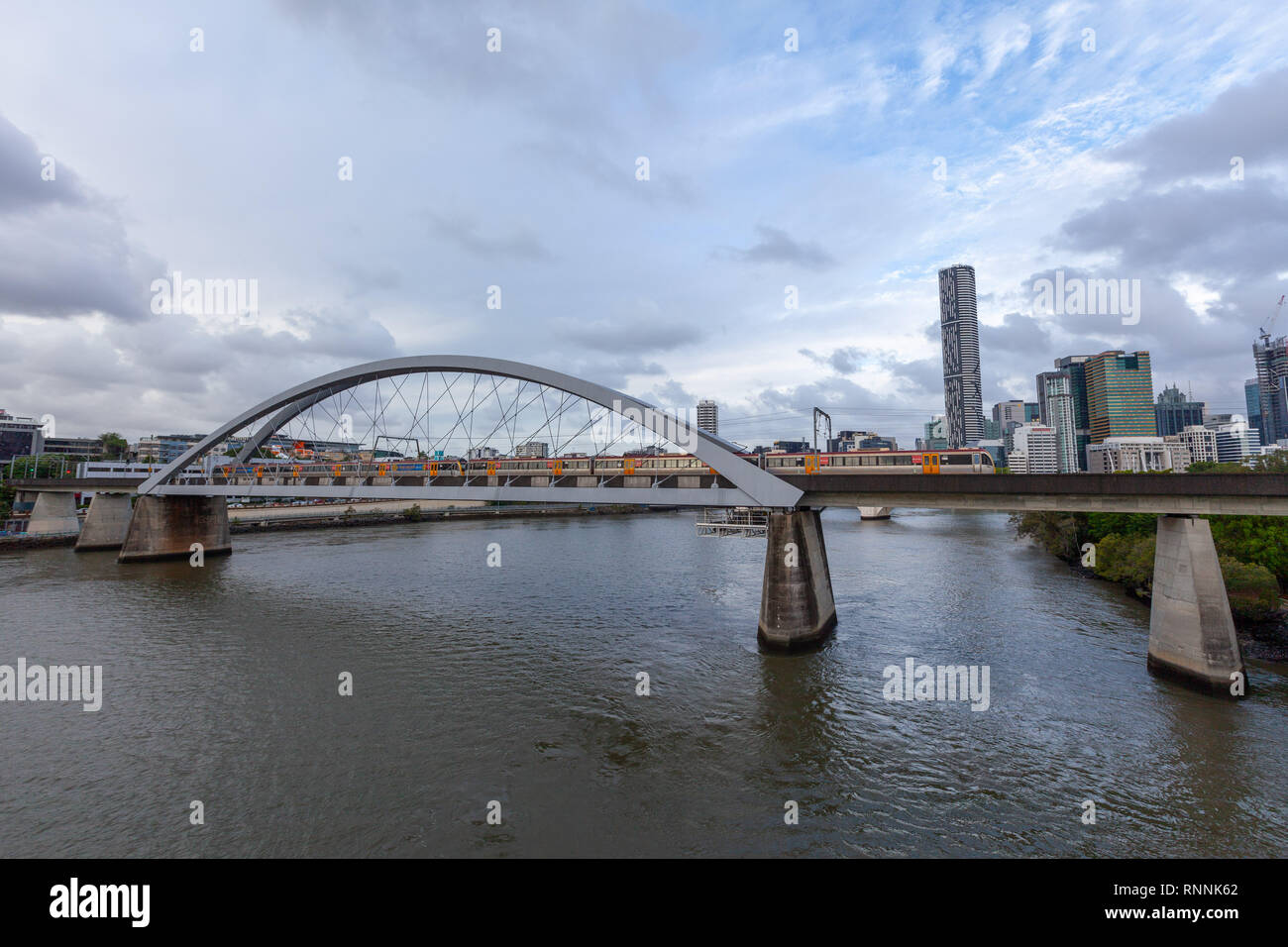 Train crossing the Merivale bridge over Brisbane river Stock Photo - Alamy