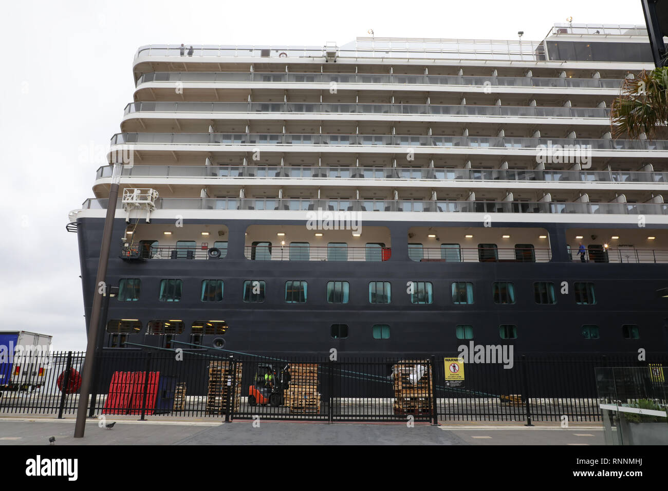 The Cunard Line operated Queen Elizabeth cruise ship moored at the ...