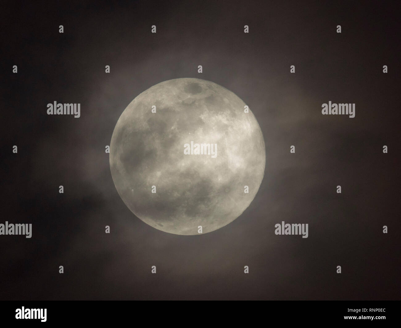 Sheerness, Kent, UK. 19th February, 2019. UK Weather: the supermoon over Sheerness in Kent as ...