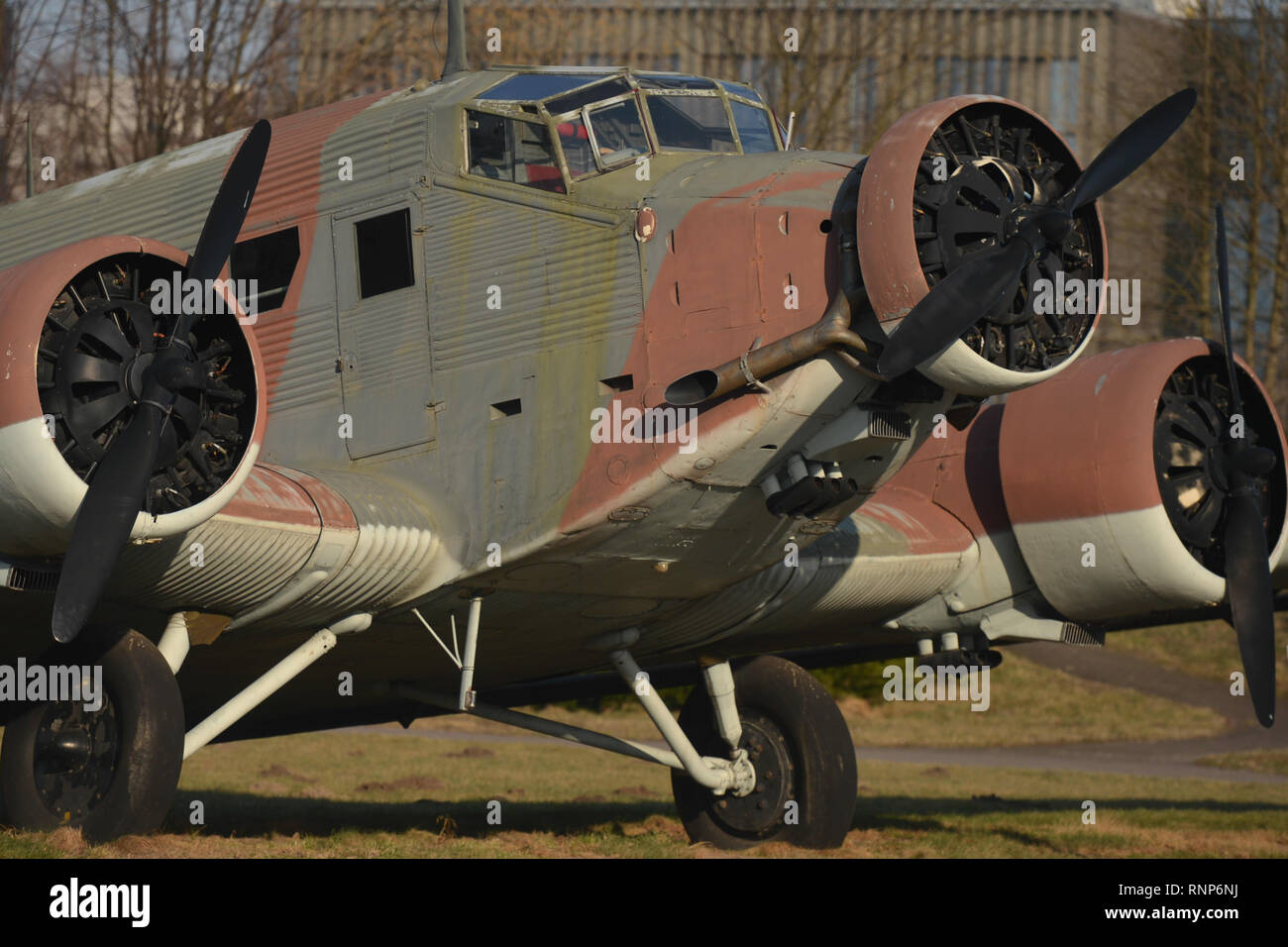 Manufactured in 1945 hi-res stock photography and images - Alamy