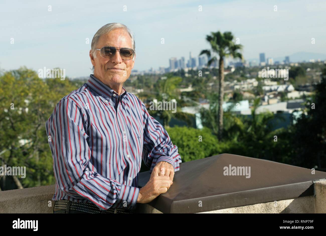 Actor richard chamberlain hi-res stock photography and images - Alamy