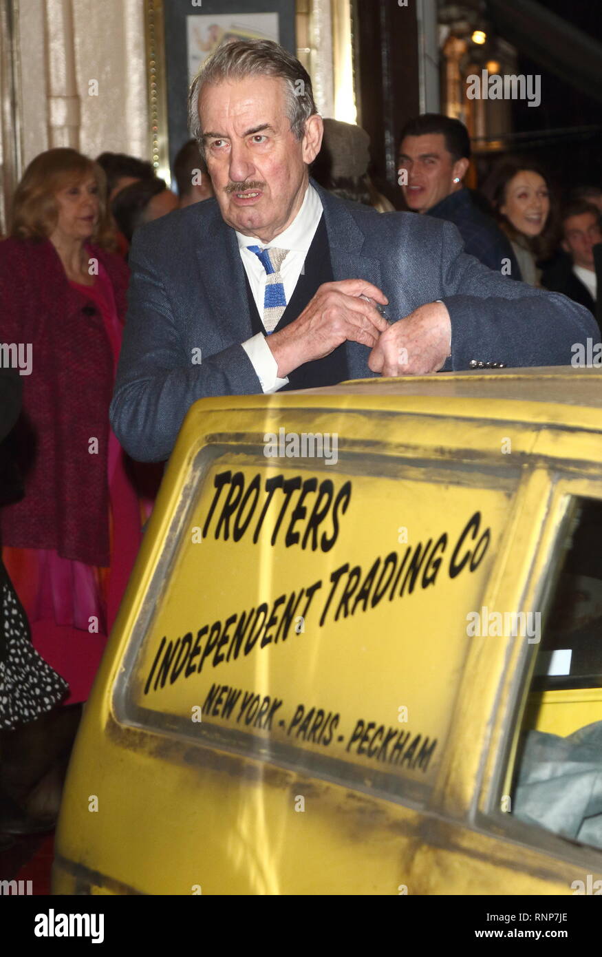 Only fools and horses john challis hi-res stock photography and images ...