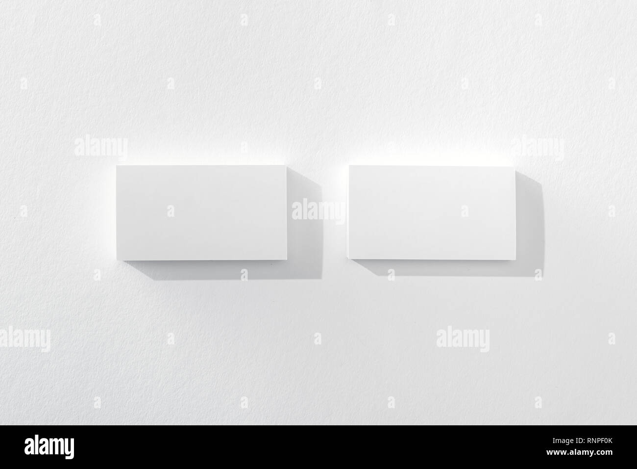 Empty cards hi-res stock photography and images - Alamy