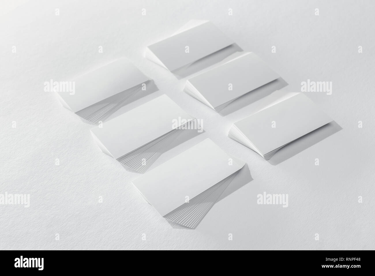 Empty cards hi-res stock photography and images - Alamy