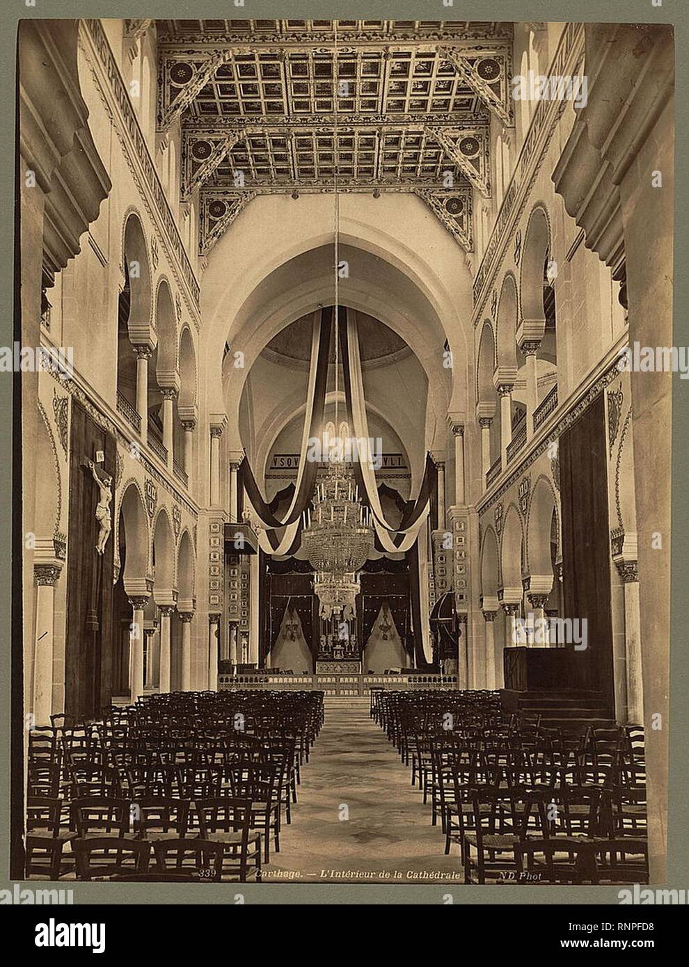 Carthage. L'intérieur de la Cathédrale - ND Phot Stock Photo - Alamy