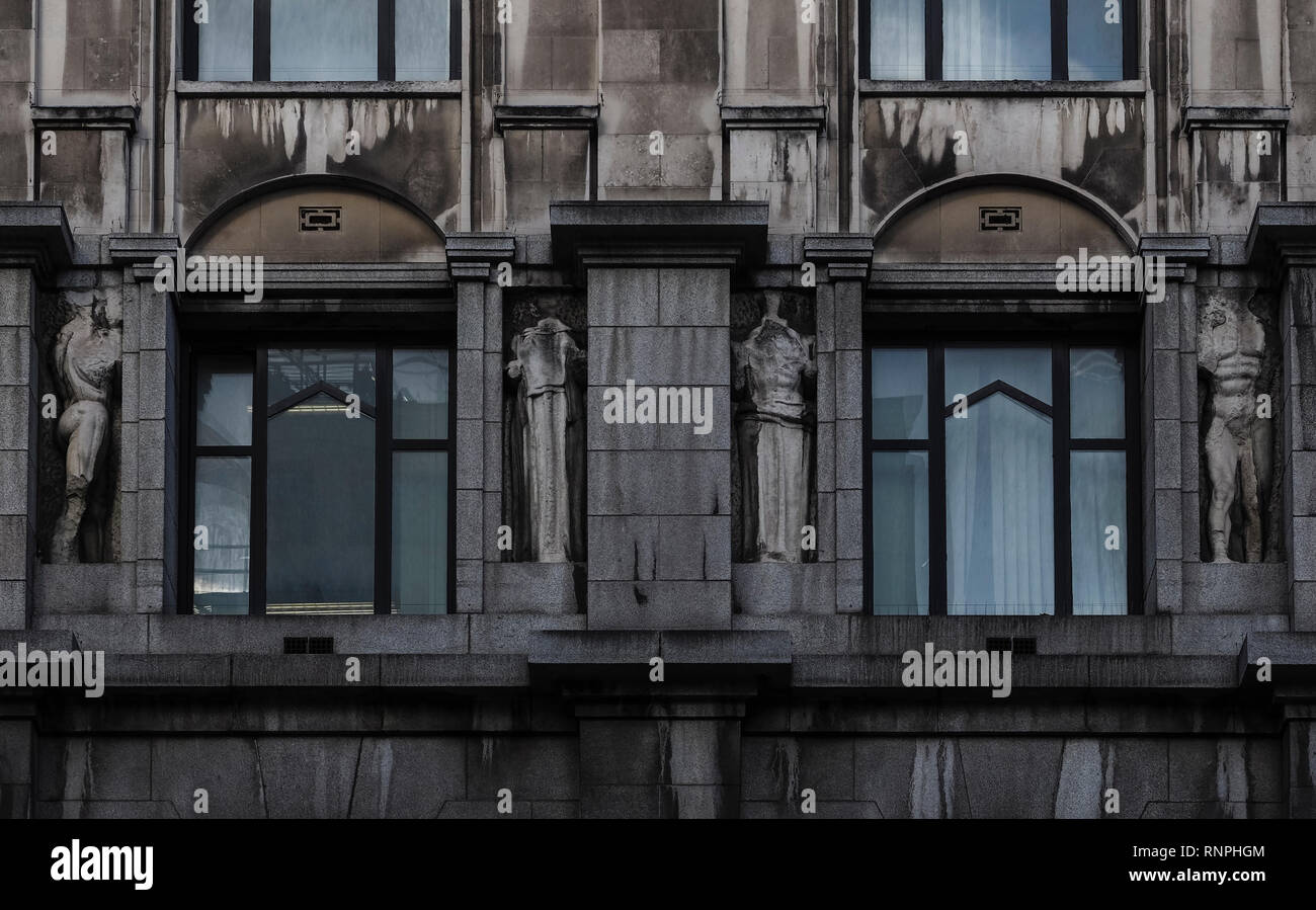 Zimbabwe House Strand High Resolution Stock Photography and Images - Alamy