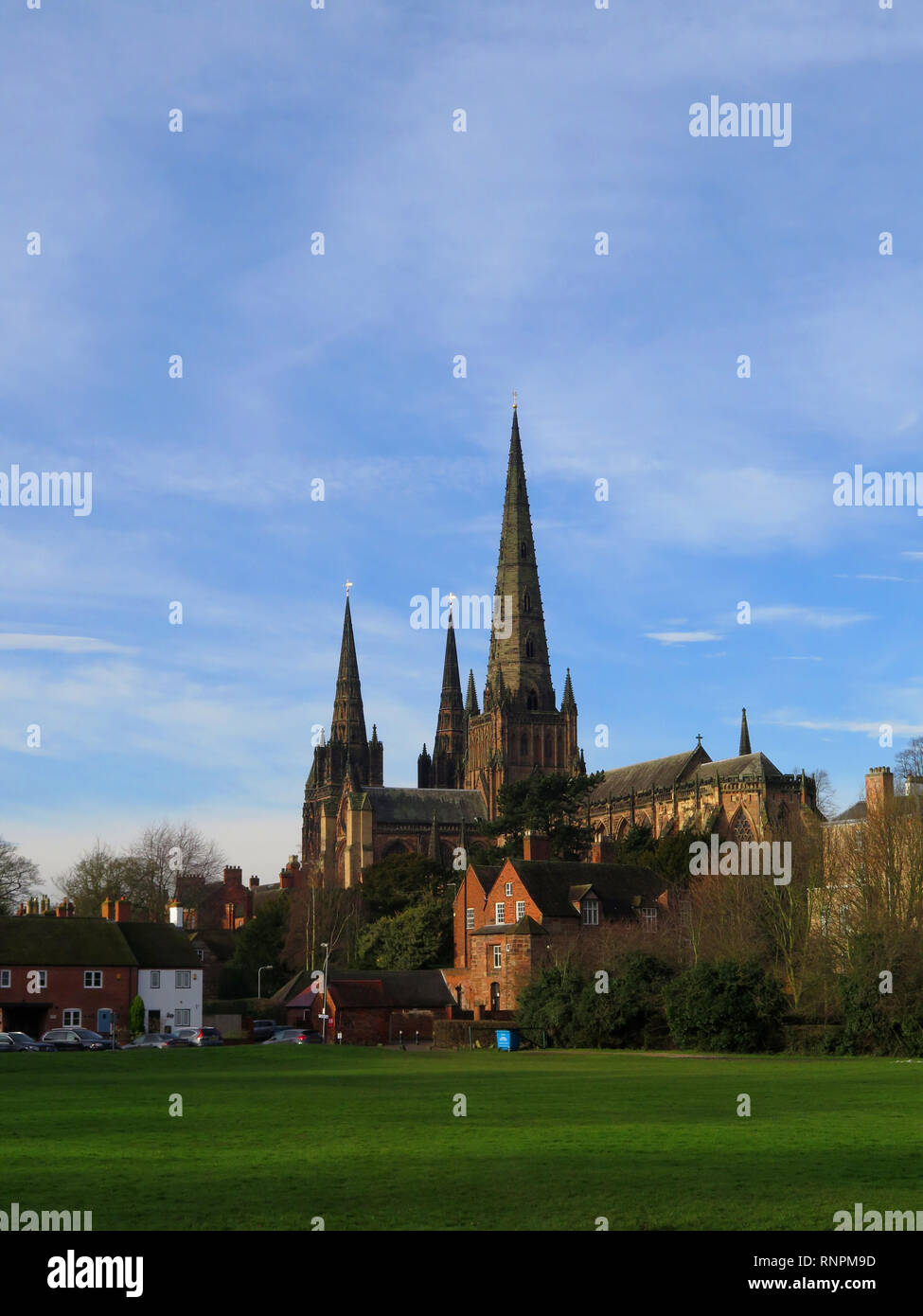 Lichfield church hi-res stock photography and images - Alamy