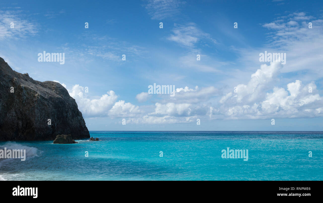 Turquiose water hi-res stock photography and images - Alamy