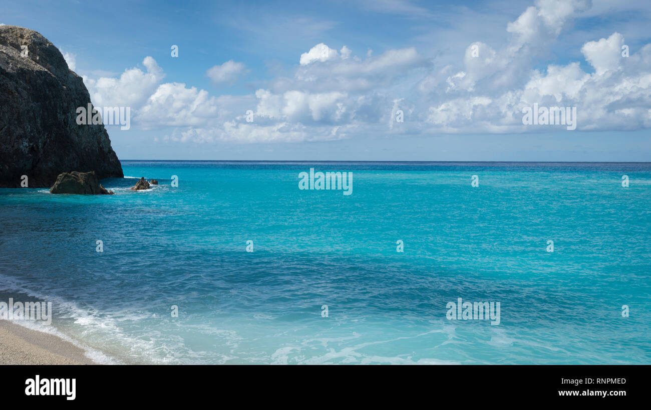 Turquiose water hi-res stock photography and images - Alamy