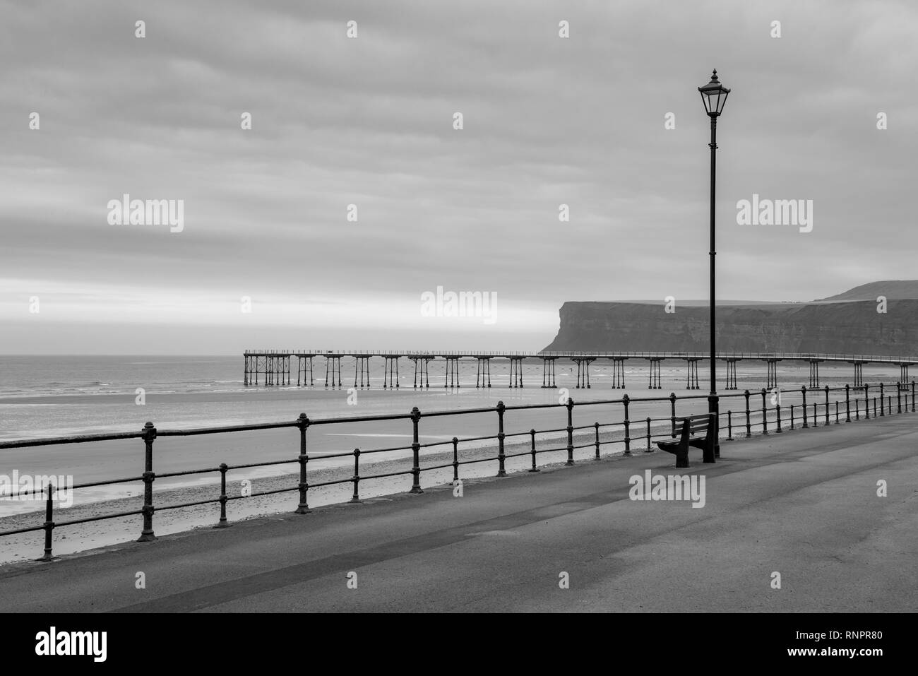 Promenade at Saltburn-by-the-sea, North Yorkshire, England Stock Photo ...