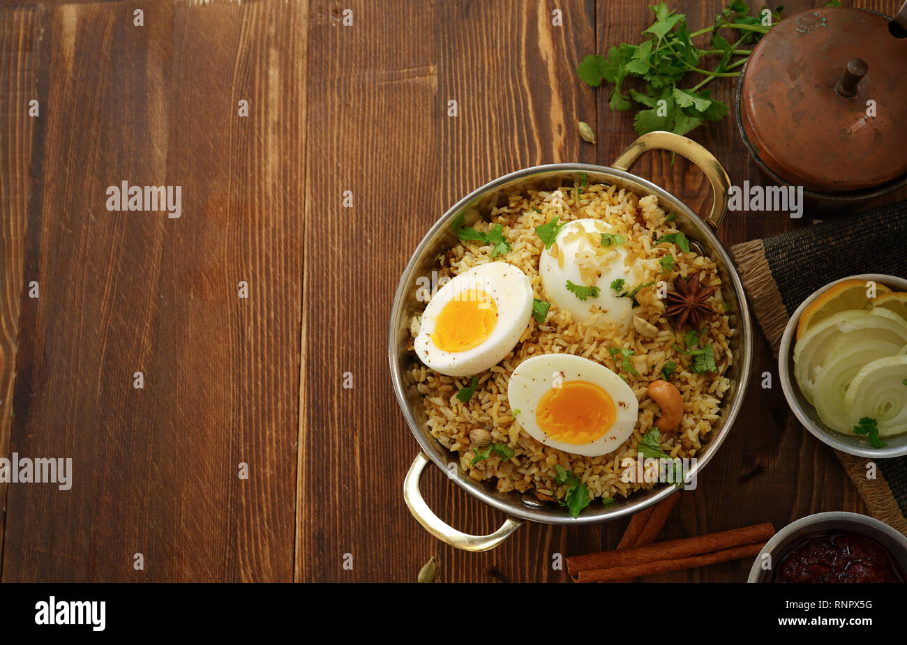 Homemade Egg Biryani / Pilaf or Pulav /Spicy Chettinadu Dindigul ...