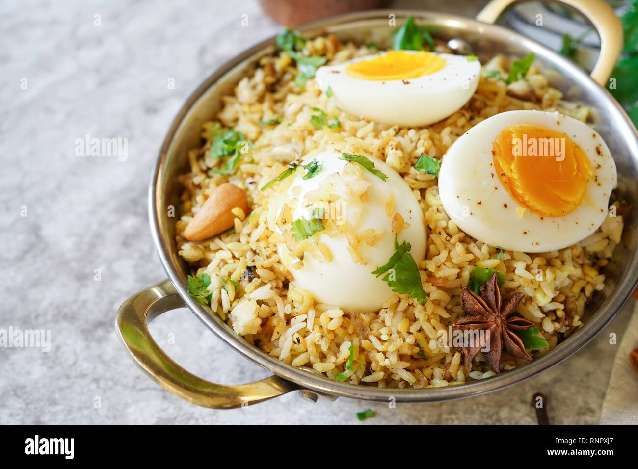 Homemade Egg Biryani / Pilaf or Pulav /Spicy Chettinadu Dindigul ...