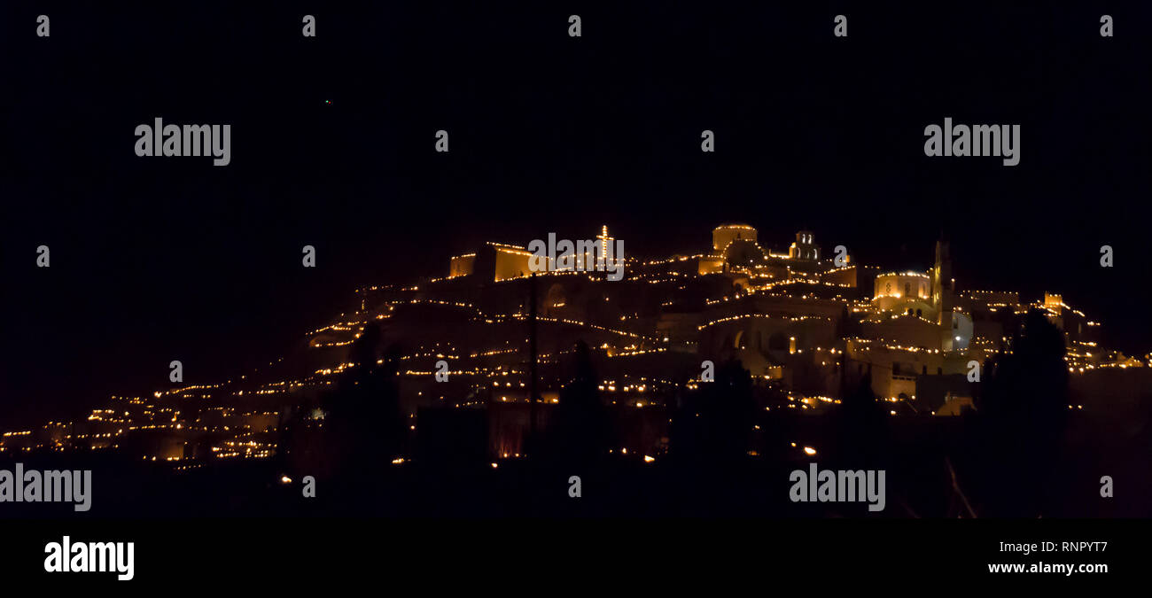 Fire easter island hi-res stock photography and images - Alamy