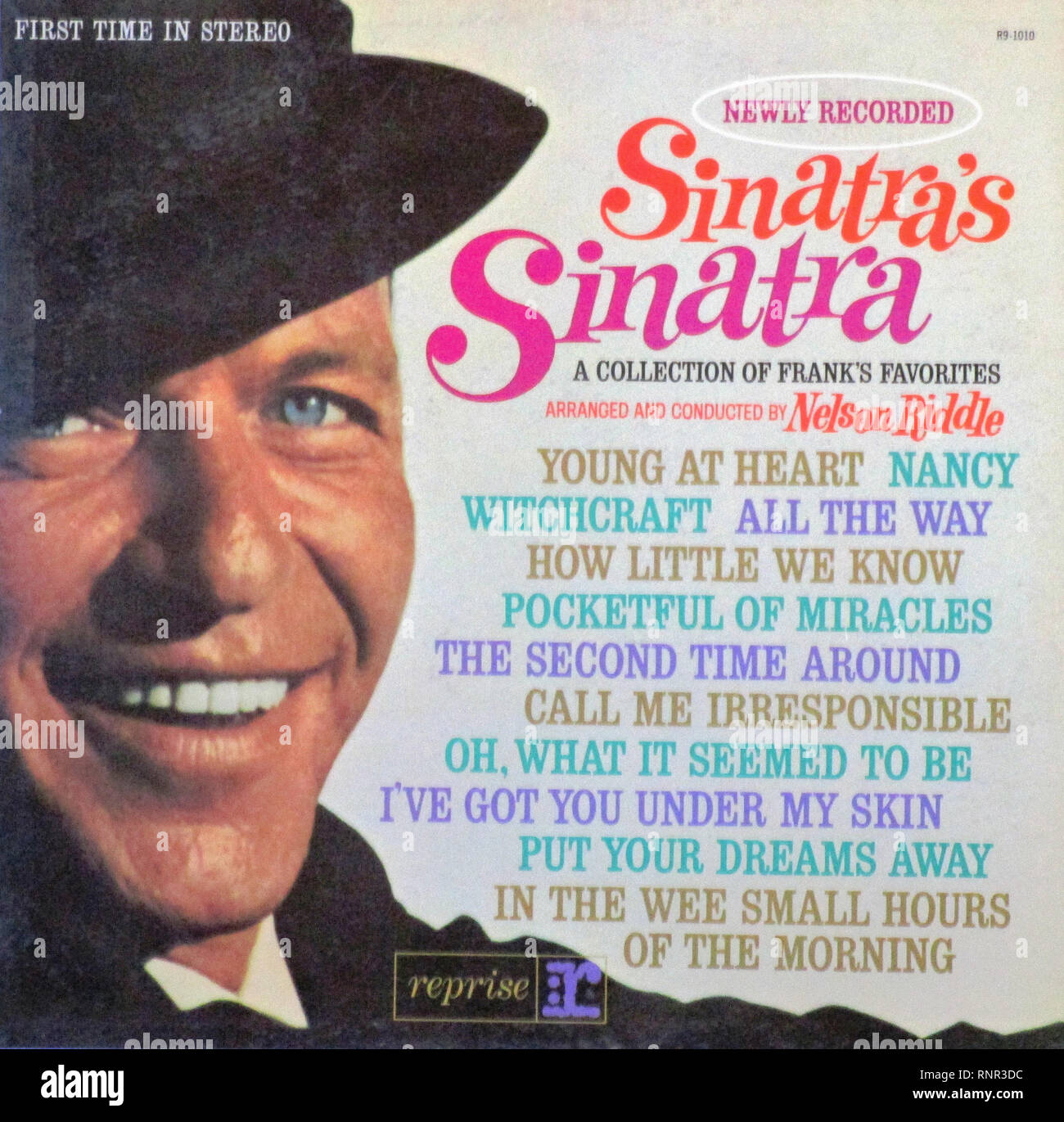 Record album frank sinatra hi-res stock photography and images - Alamy