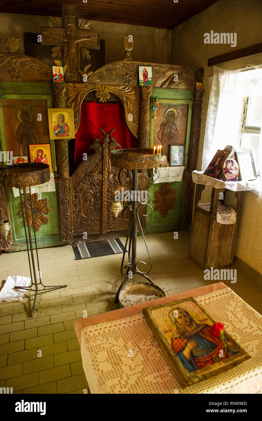 Macedonian church interior hi-res stock photography and images - Alamy