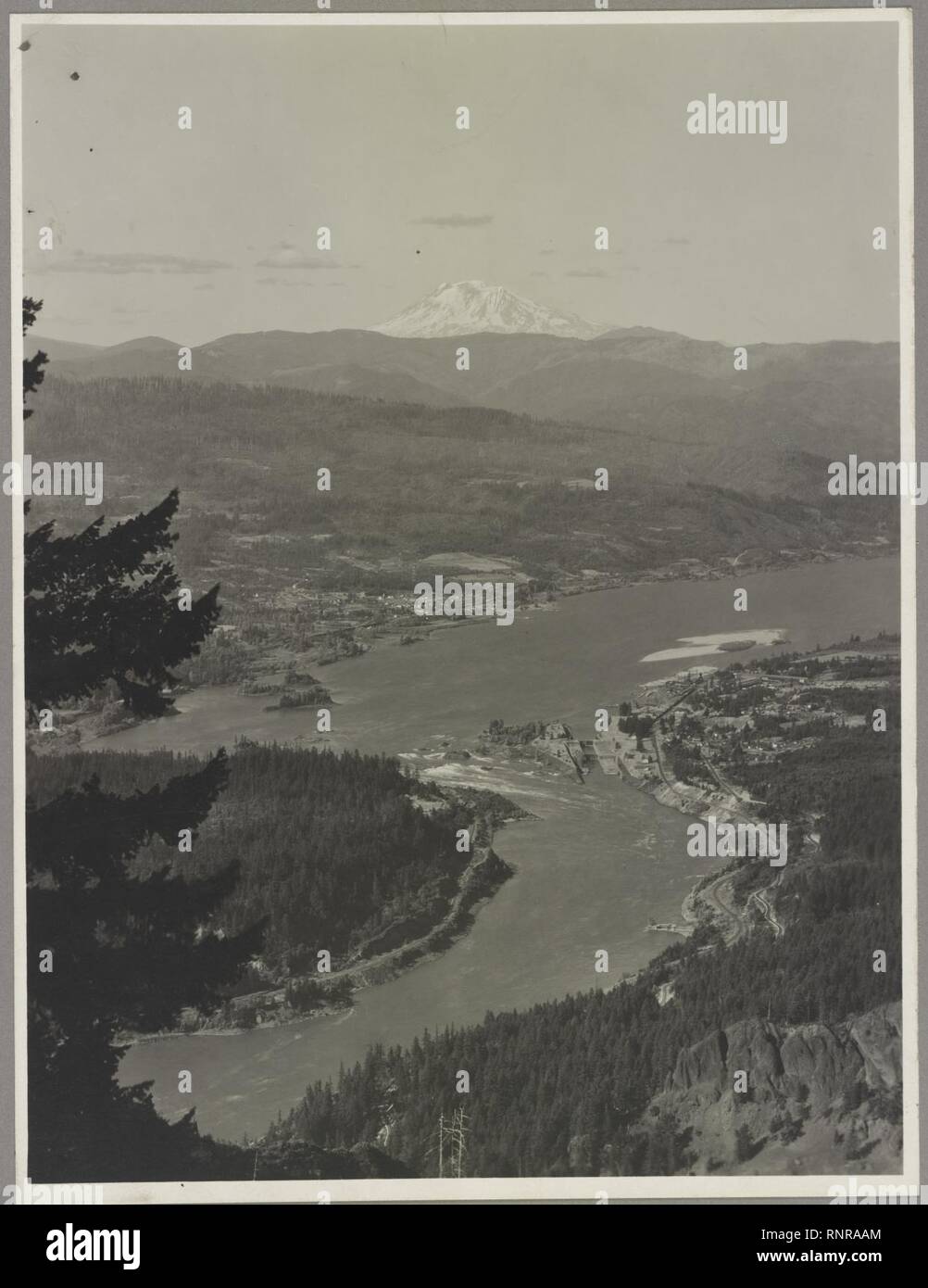 Cascade locks history hi-res stock photography and images - Alamy