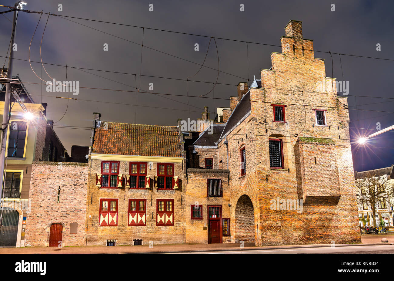 Medieval prison hi-res stock photography and images - Alamy