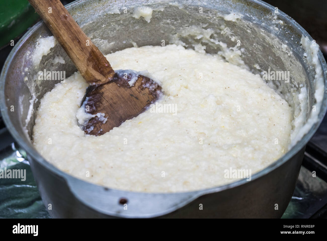 Gomi region hi-res stock photography and images - Alamy
