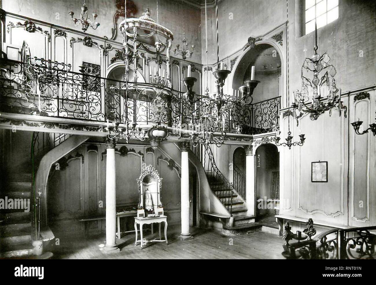 Cavaillon La synagogue Stock Photo - Alamy