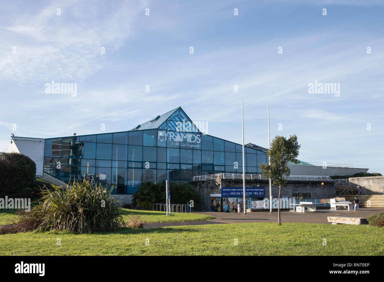 Pyramids centre portsmouth hi-res stock photography and images - Alamy