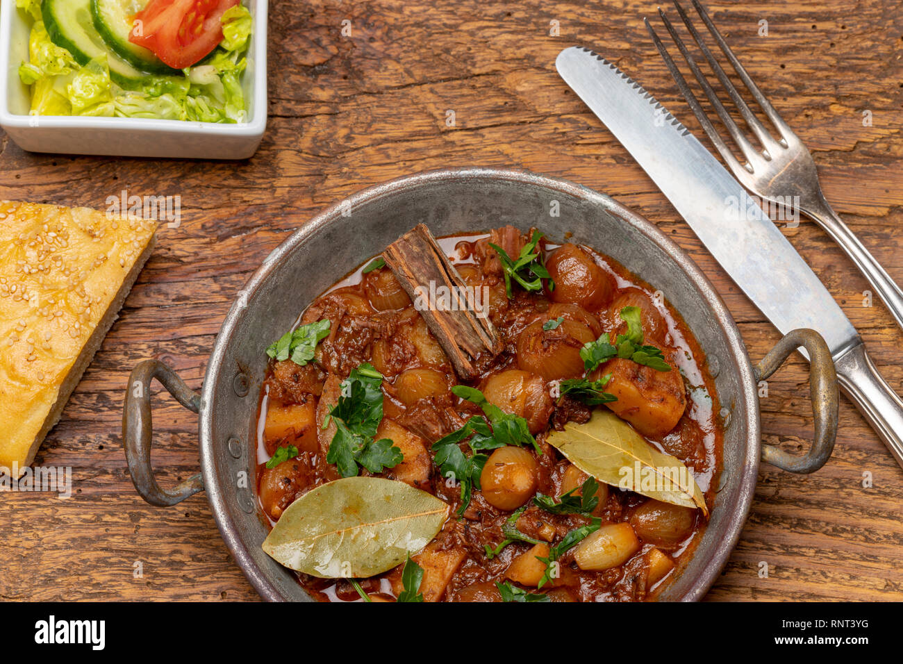 Beef stifado hi-res stock photography and images - Alamy