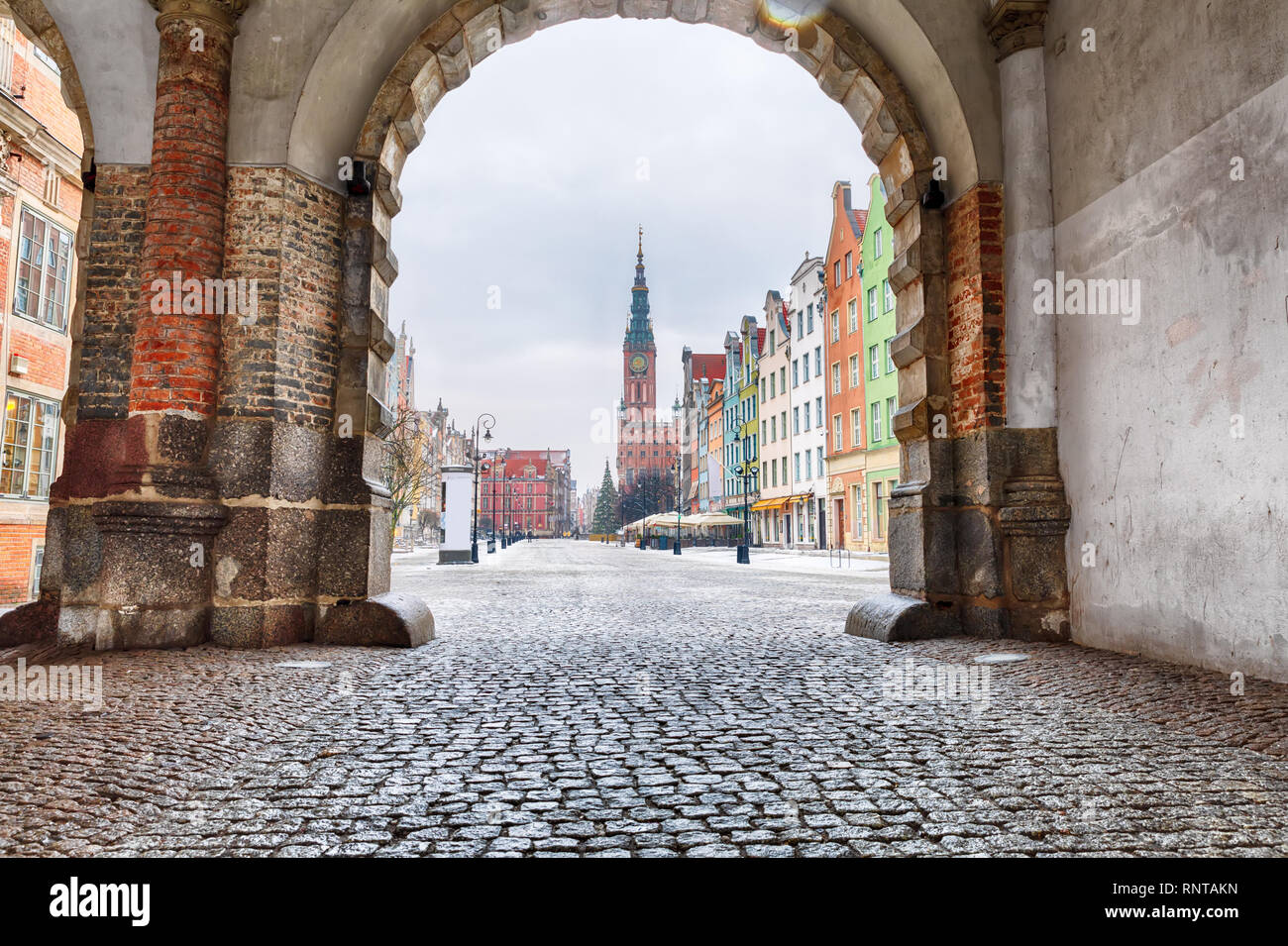 Market street view hi-res stock photography and images - Alamy