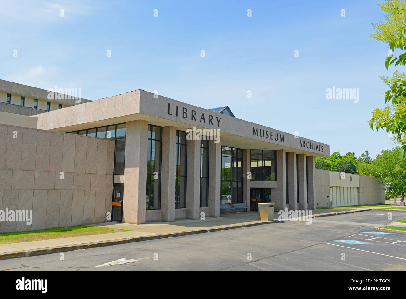 Maine state museum hi-res stock photography and images - Alamy
