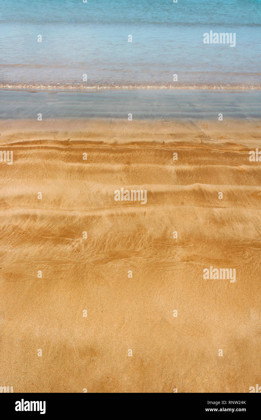 Vertical view sand beach transparent hi-res stock photography and ...