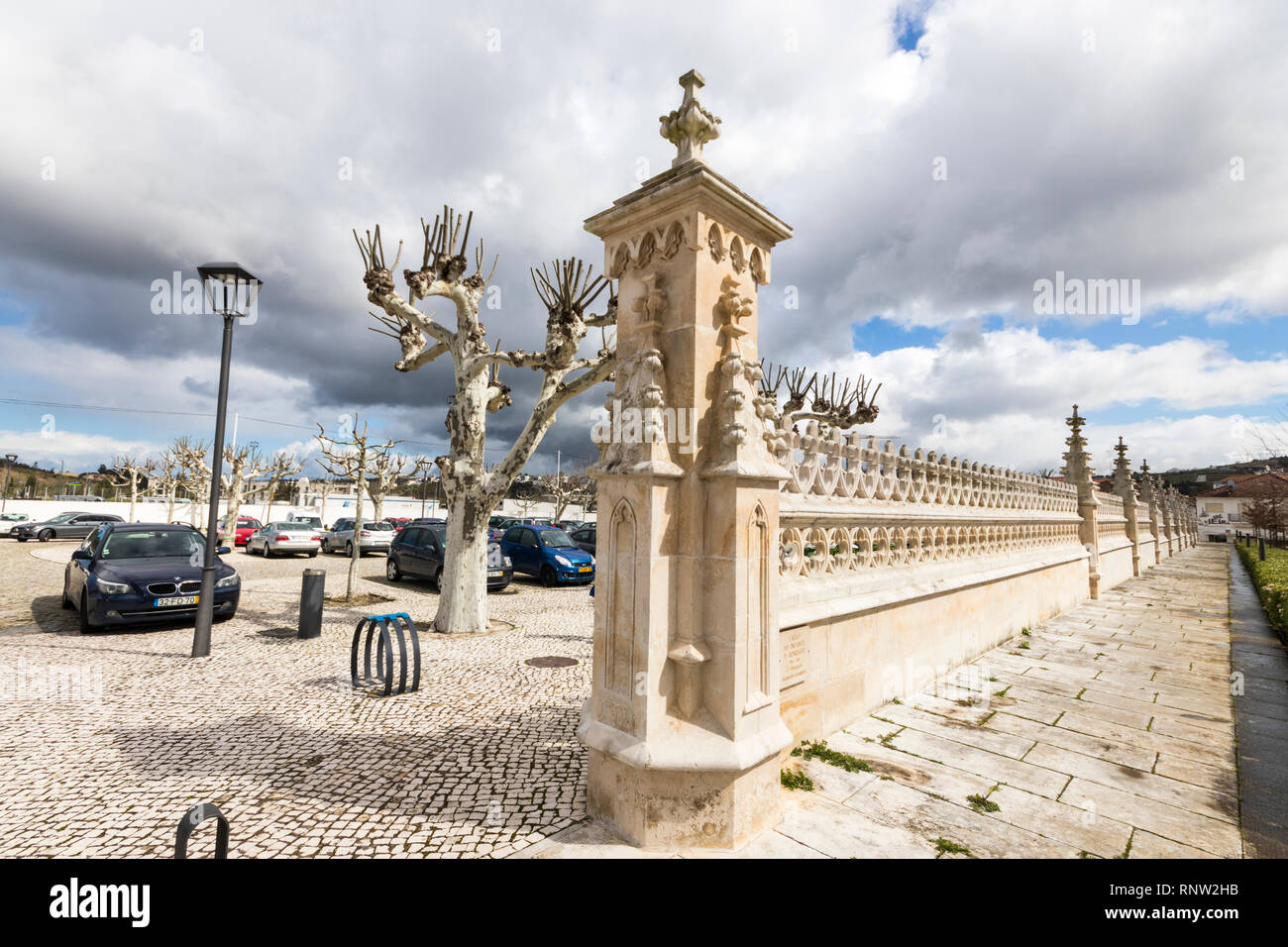 Batalha square hi-res stock photography and images - Alamy