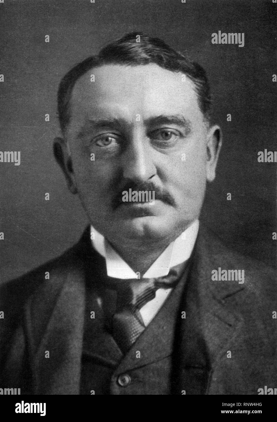 Cecil rhodes Black and White Stock Photos & Images - Alamy