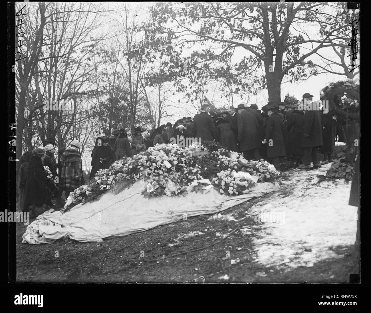 Cemetery ceremony Black and White Stock Photos & Images - Alamy
