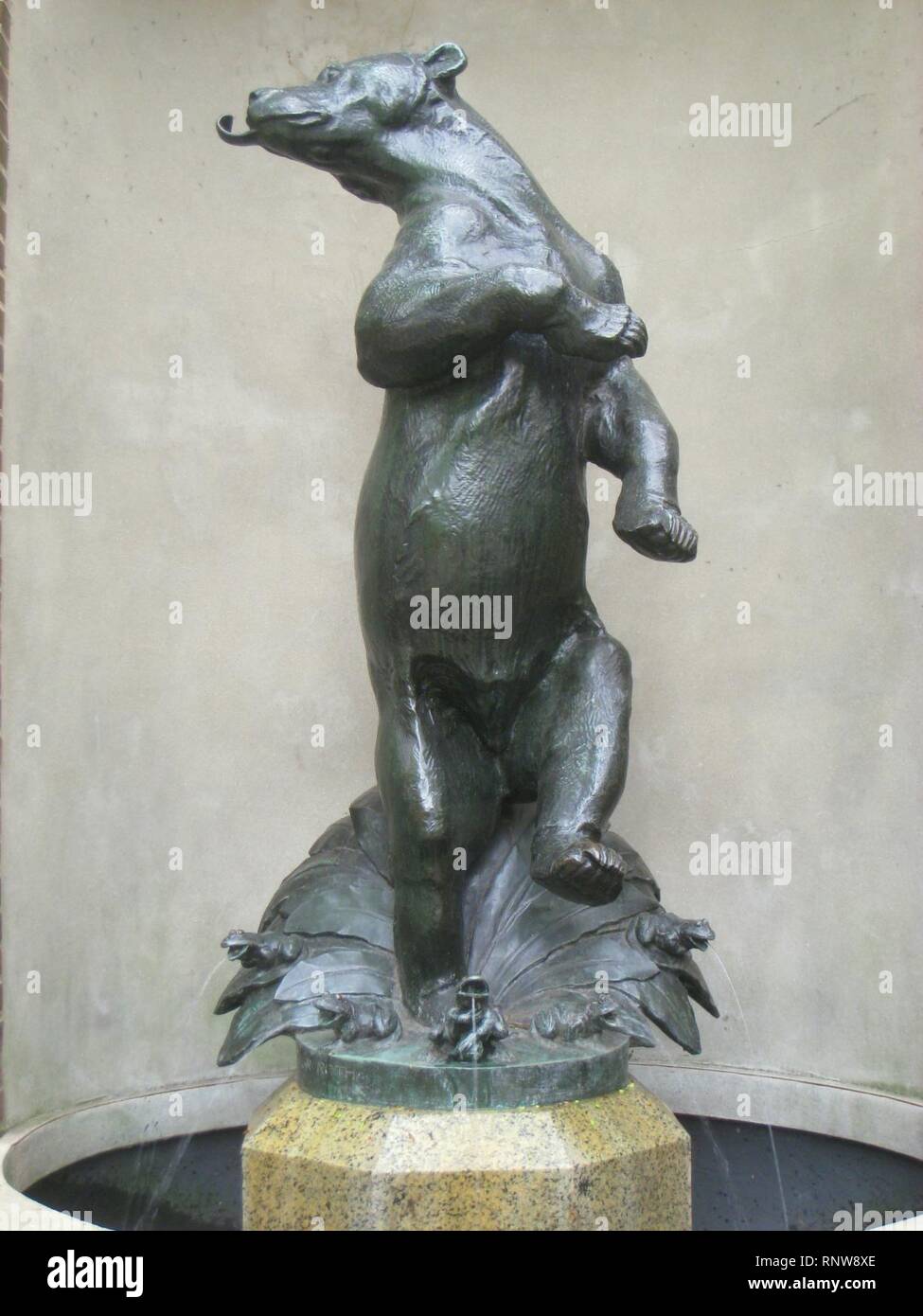 Central Park NYC - Dancing Bear sculpture Frederick George Richard Roth ...