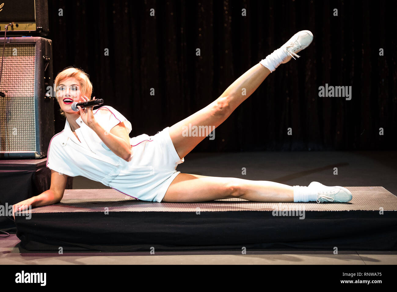 OLIVIA NEWTON-JOHN: HOPELESSLY DEVOTED TO YOU, Delta Goodrem (as Olivia ...