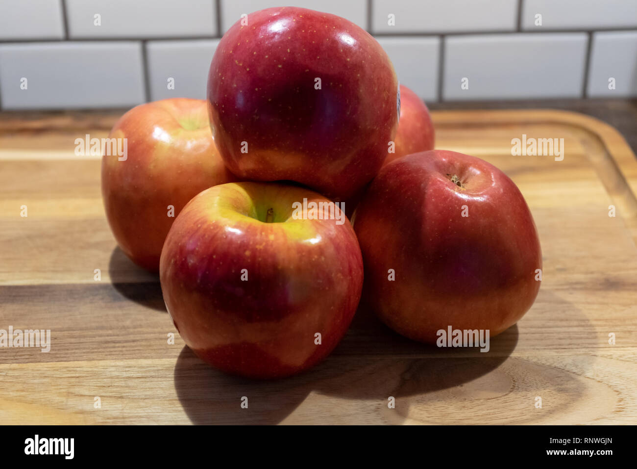 Mcintosh apples hi-res stock photography and images - Alamy