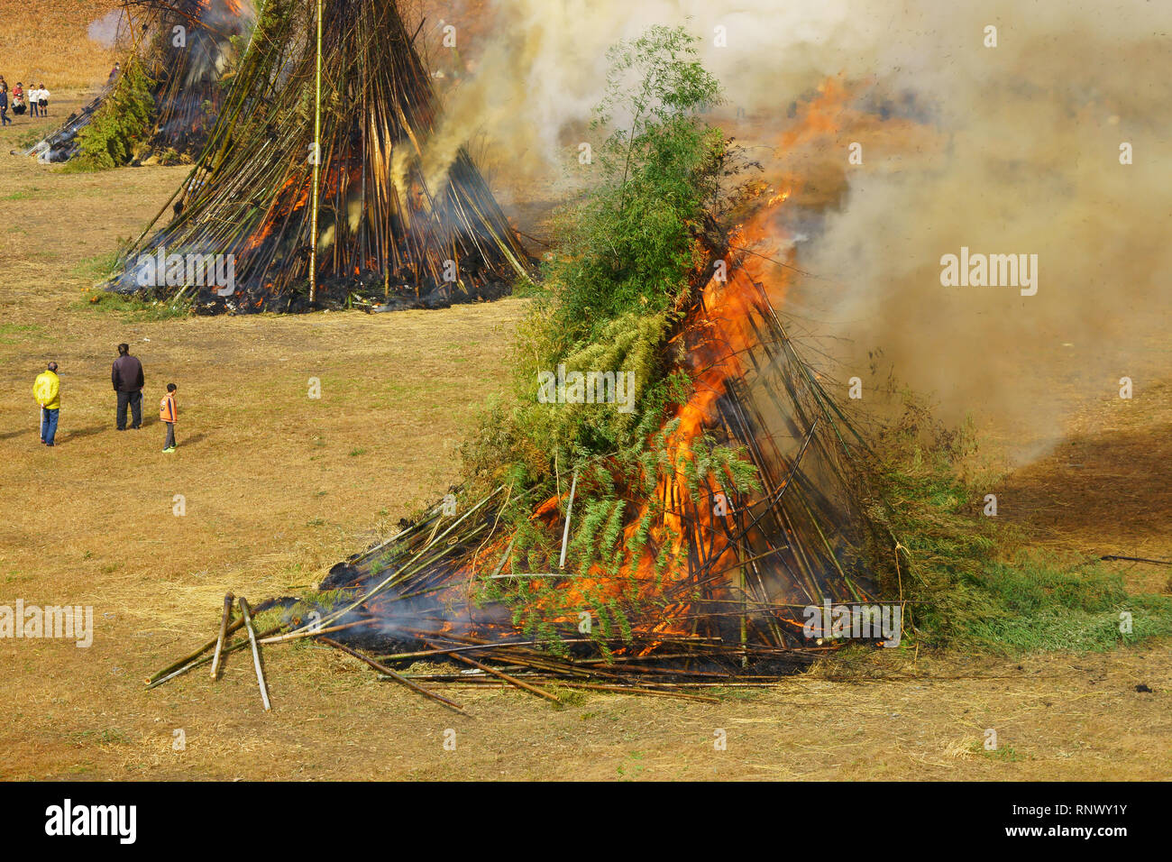 Dondo Yaki High Resolution Stock Photography and Images - Alamy