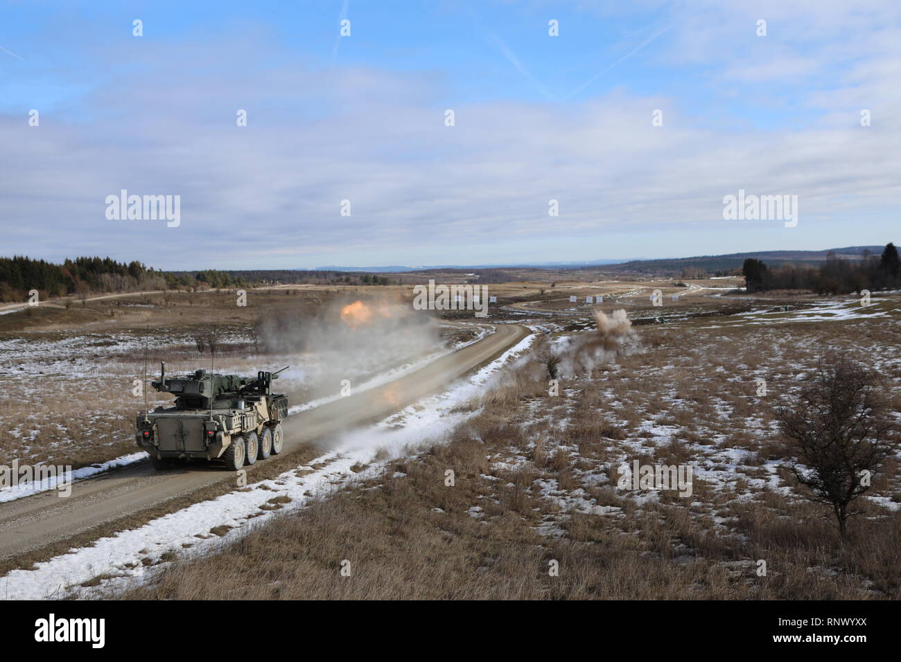 Mobile gun system stryker gunnery hi-res stock photography and images ...