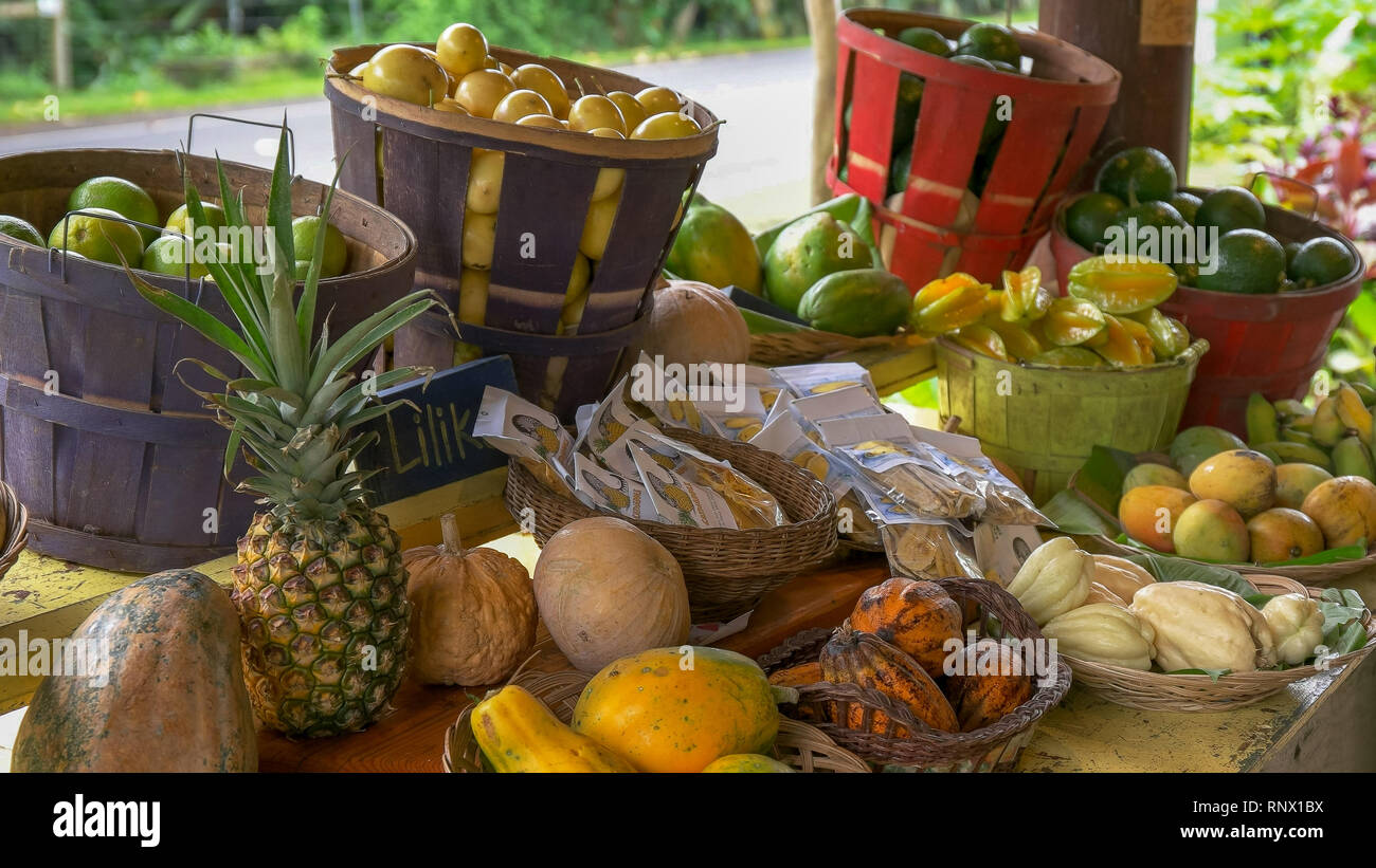 Hawaii fruit stand hi-res stock photography and images - Alamy