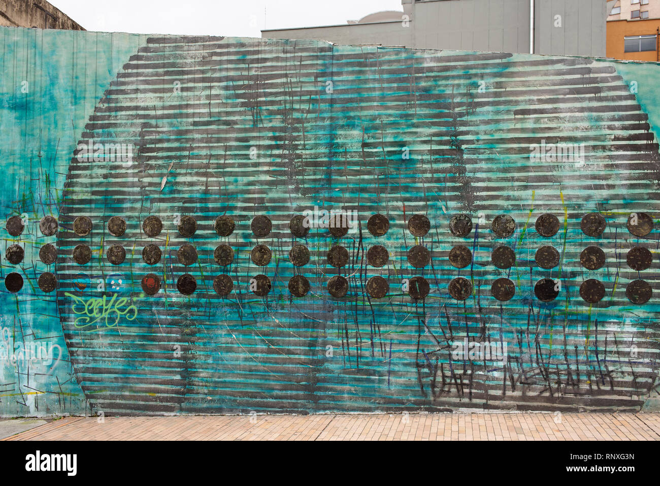 Minimalistic wall pattern on Carrera 2a, downtown of Bogota, Colombia ...