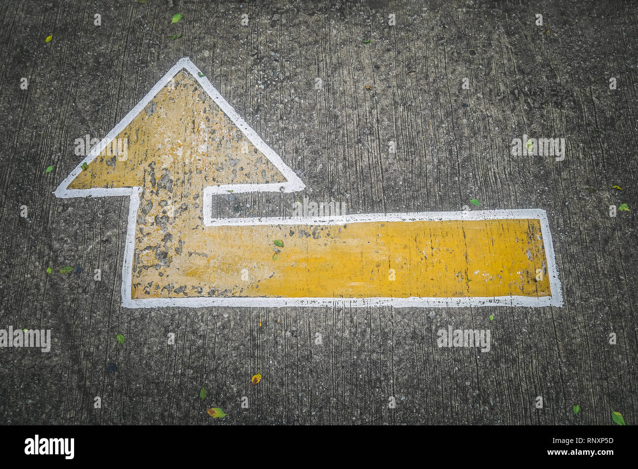 Road Sign Arrows Stock Photos & Road Sign Arrows Stock Images - Alamy