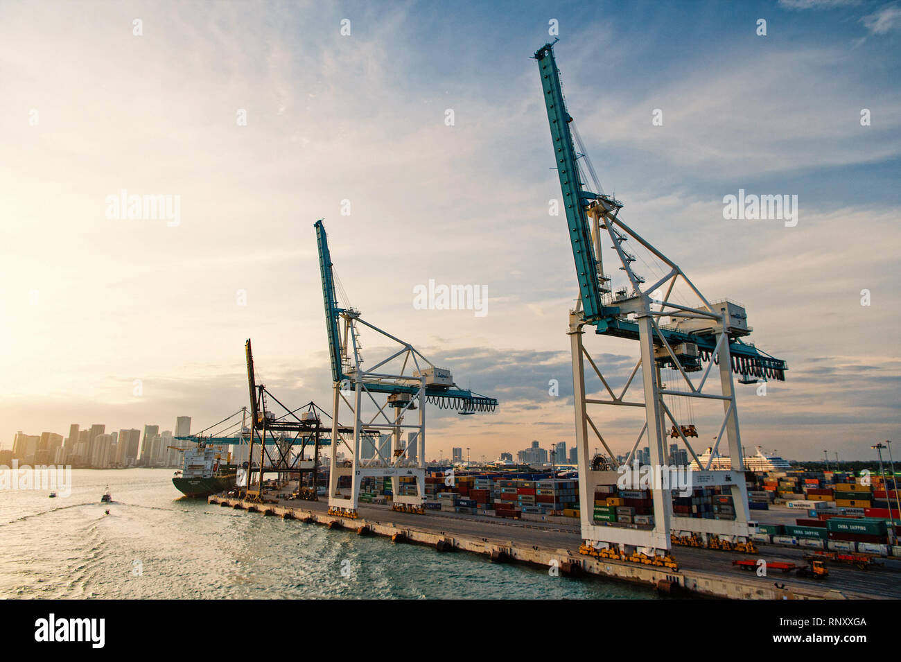 Terminal 18 High Resolution Stock Photography and Images - Alamy